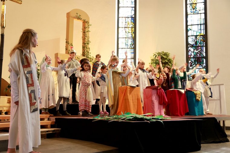 Rückblick Kindermusical - Thomas Riegler „Es ist vollbracht ...